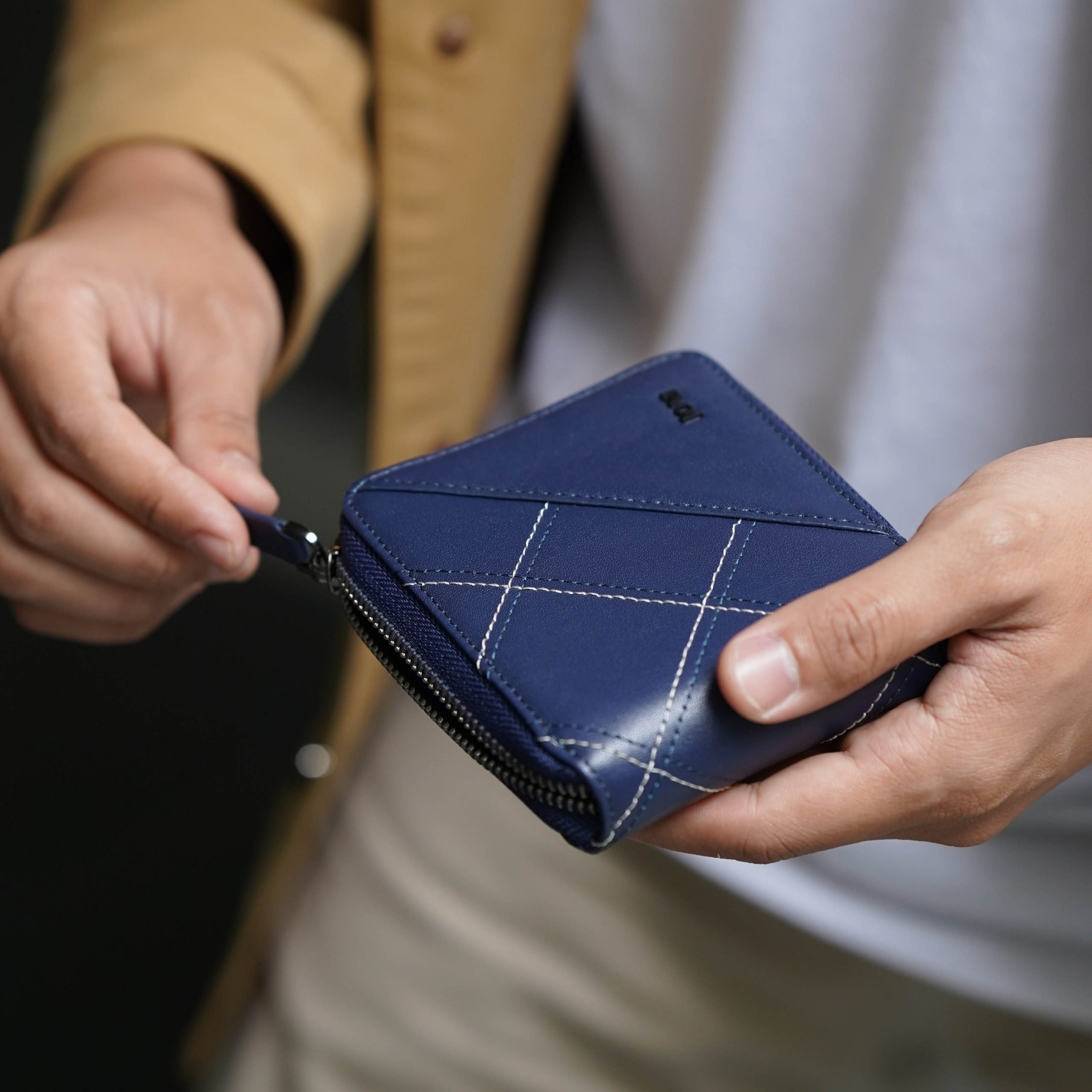 LOUISE Zipper Wallet - JOVI